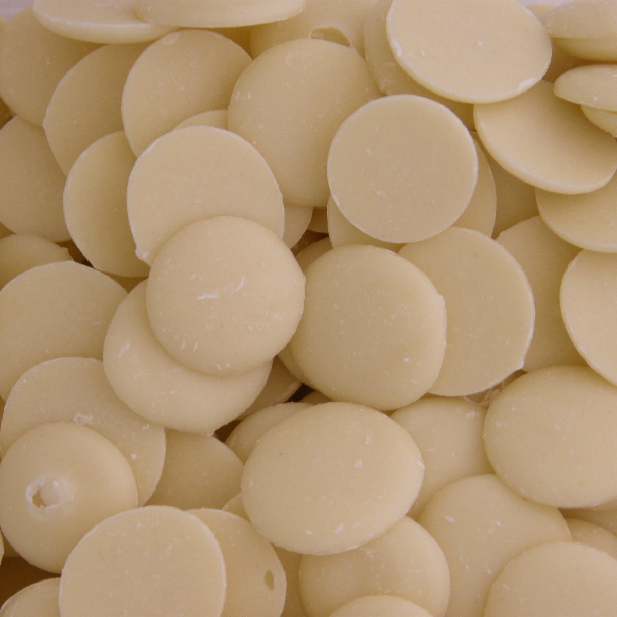 White Buttons 100g - Retro sweets - Pick and Mix sweets